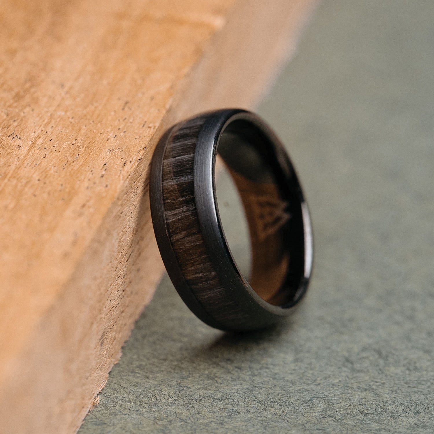 Military Gunmetal Single Barrel Ring – Original Grain